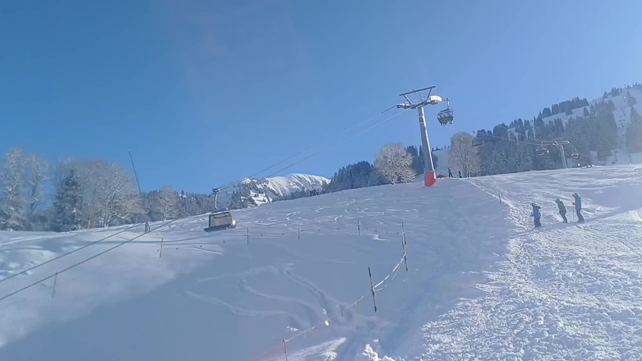 Gstaad: Sesselbahn Wasserngrat stand mehrere Stunden still